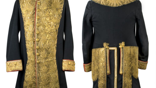 FULL-DRESS UNIFORM – ХАРЬ ҮГСИЙН ТОЛЬ